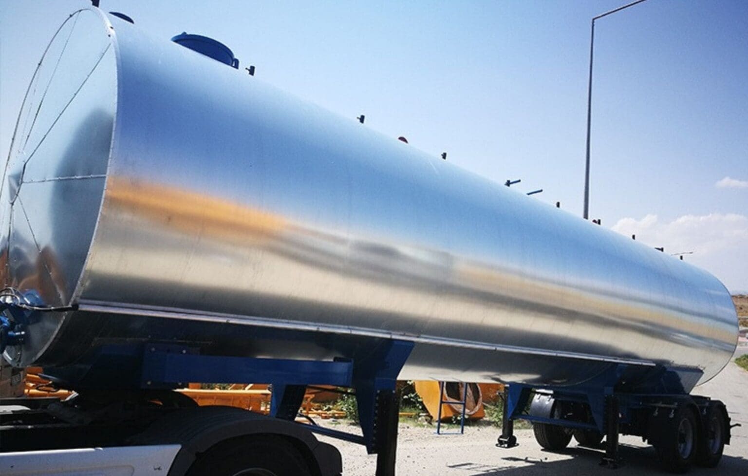 Citerne de stockage bitume mobile - MBA Centrale D'enrobage